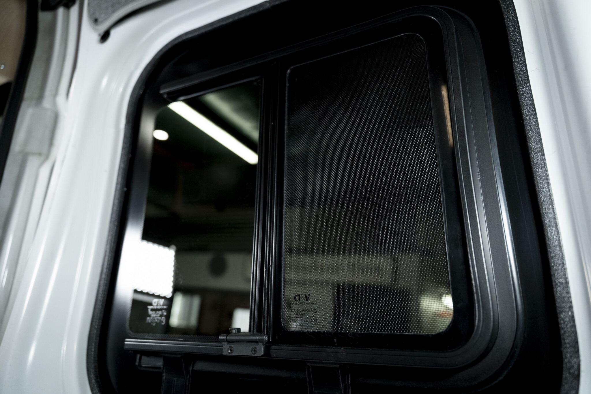 Vented Rear Windows - Wayfarer Vans