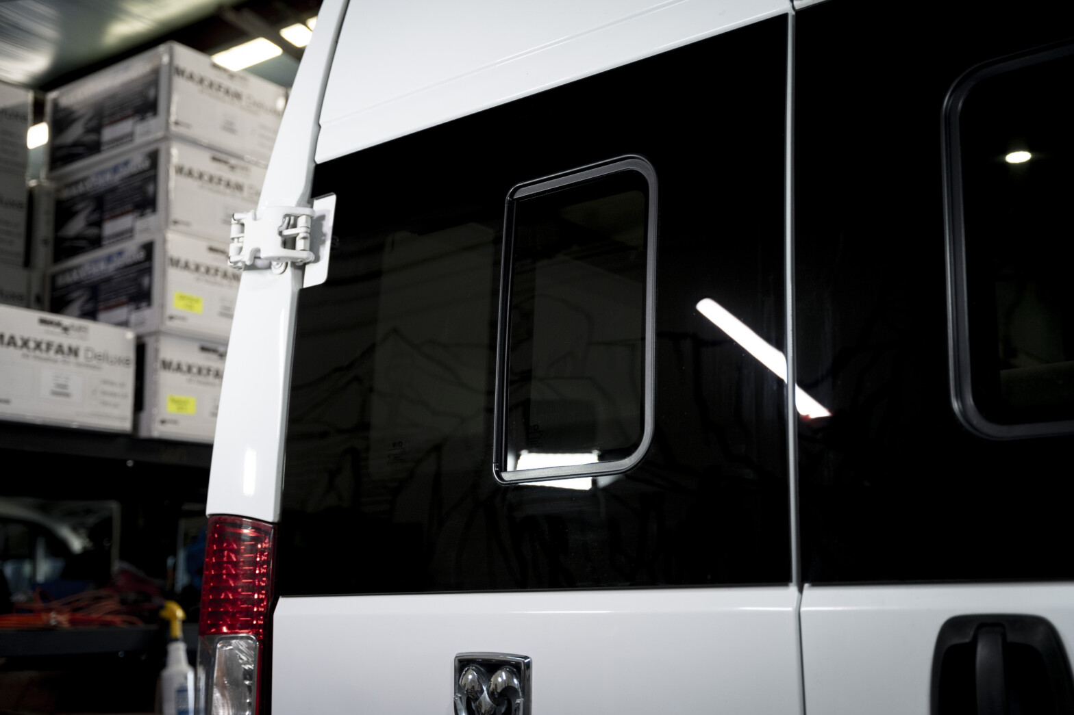 Vented Rear Windows - Wayfarer Vans