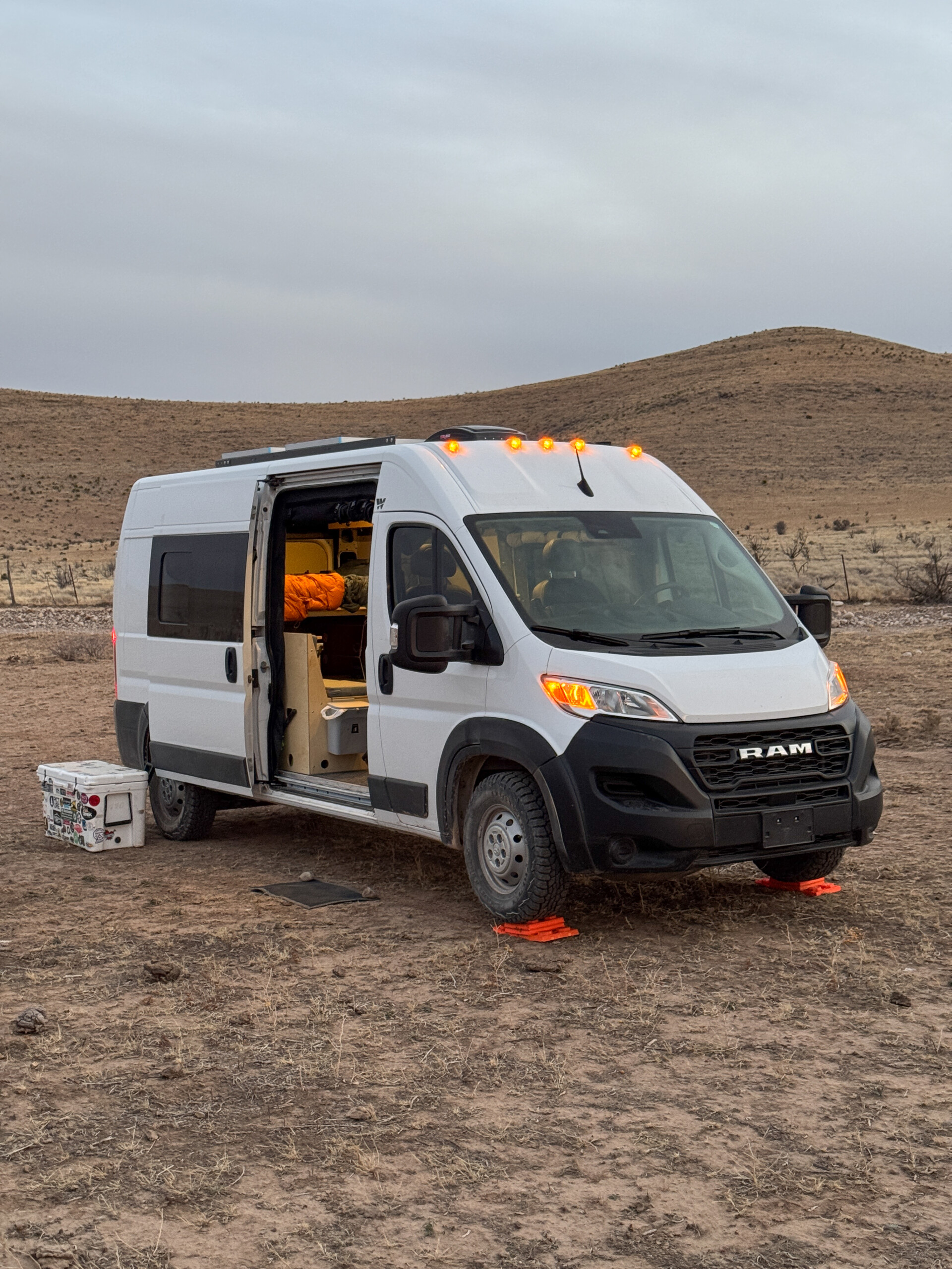 Van vs. Trailer - A Gear Expert's Comparison - Wayfarer Vans